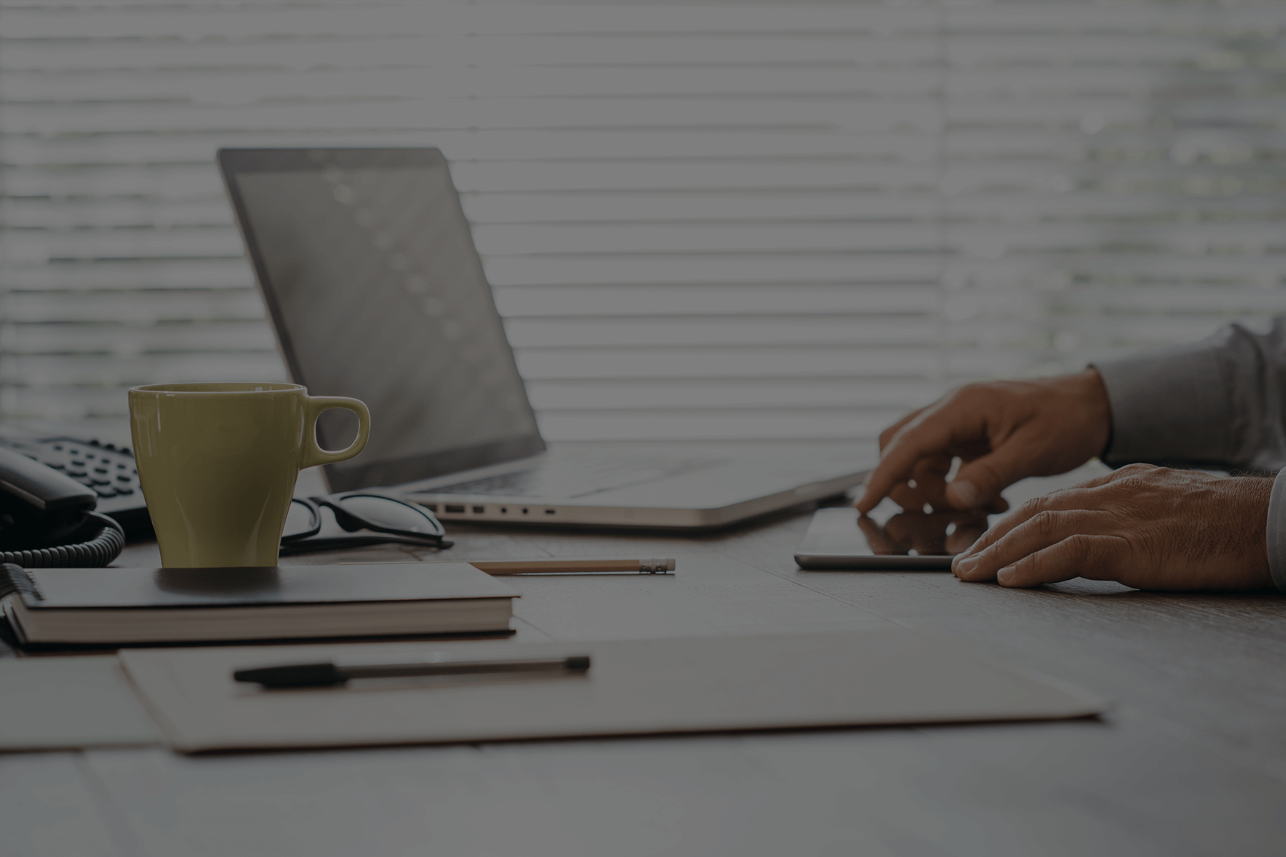 Webinar: Adopting a “Unified Mobile App” Strategy. - DronaHQ Webinar: Adopting a “Unified Mobile App” Strategy. - DronaHQ